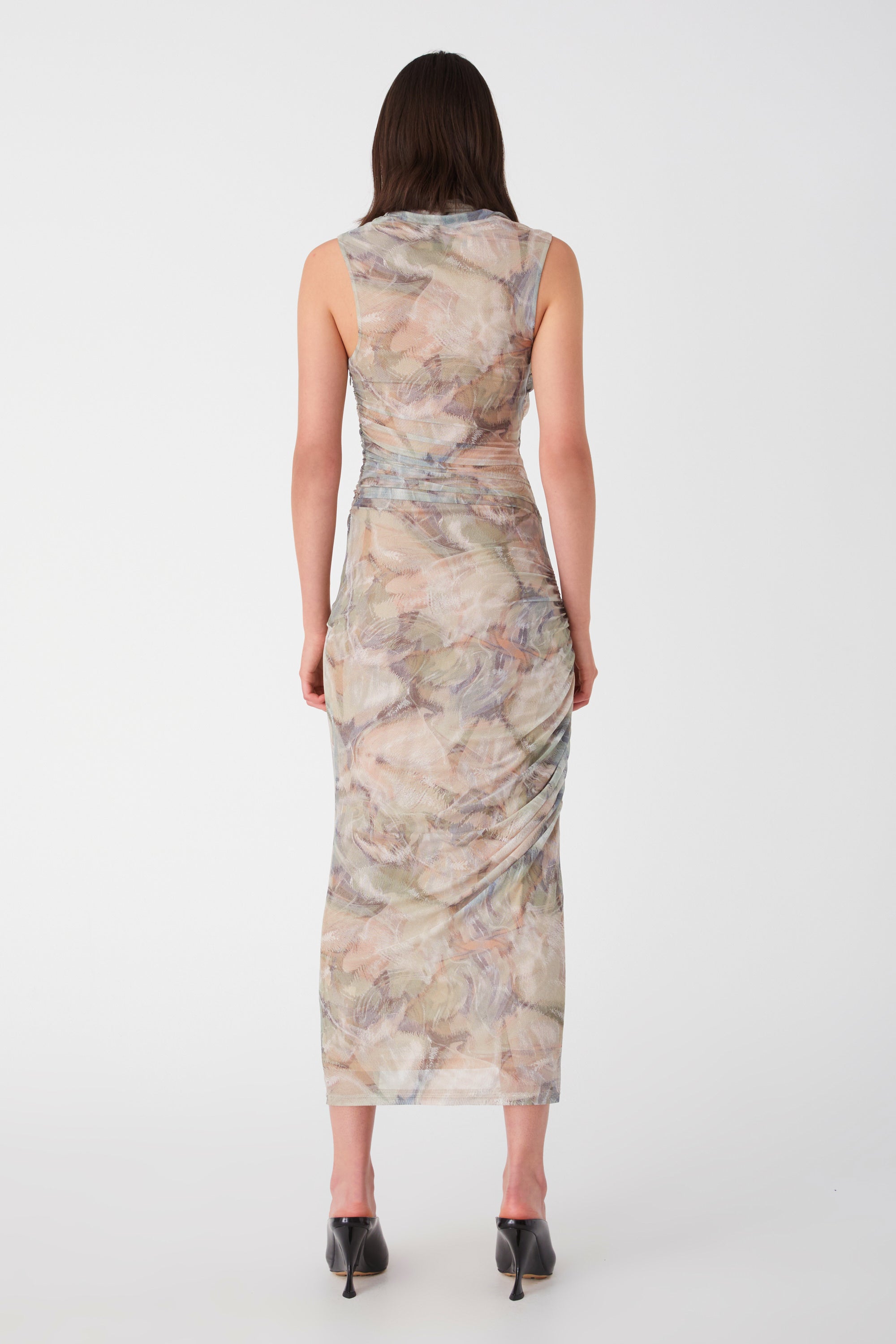Discover the latest Ready-To-Wear Collection of Dresses, Tops, Pants ...